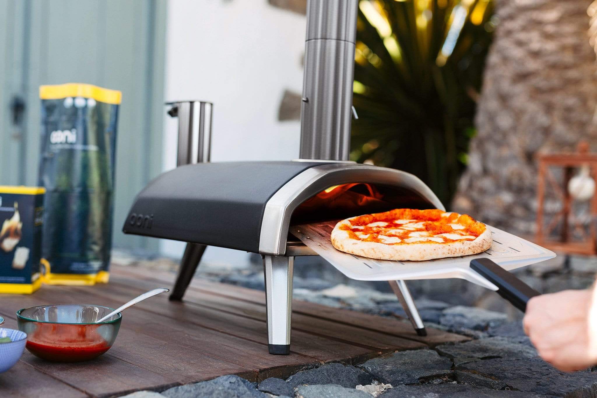 Ooni Fyra 12" Wood Pellet Portable Pizza Oven UU-P1B600 — BBQing.com